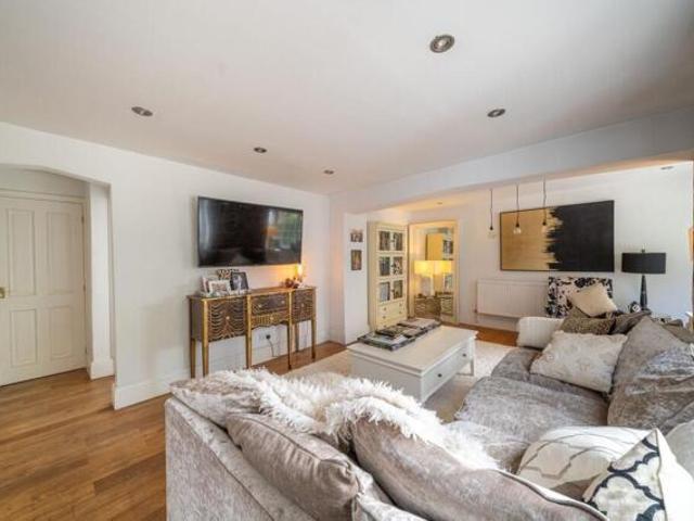 For Sale 4 Bedroom House Mobberley Cheshire East DLS100540712
