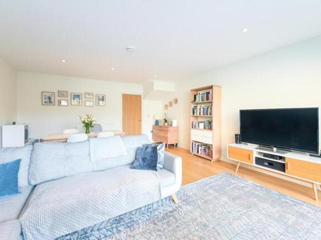 For Sale 4 Bedroom House Morden Greater London DS100648661