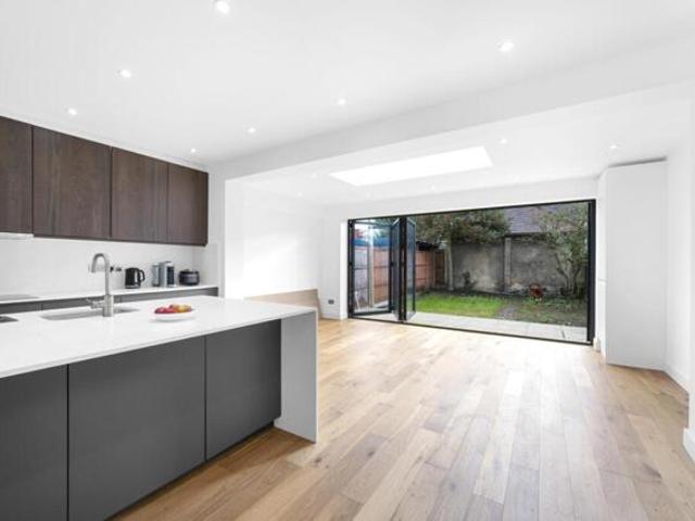 For Sale 4 Bedroom House Morden Greater London DS100855323