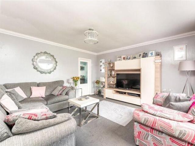 For Sale 4 Bedroom House Morley Leeds DS98612188