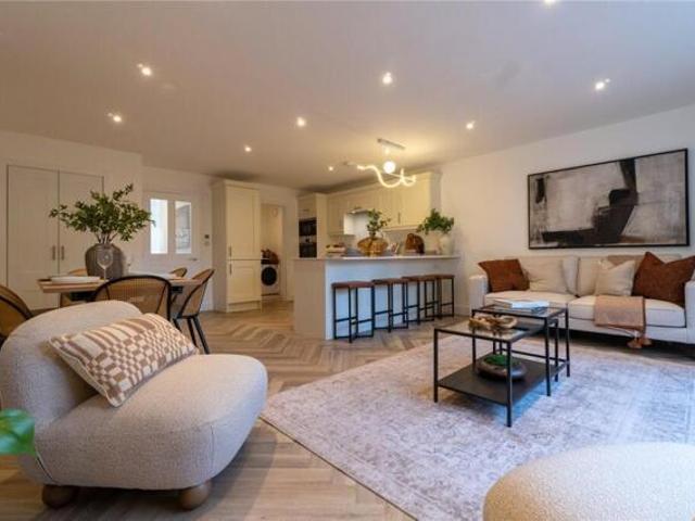 For Sale 4 Bedroom House Maidstone Kent DLS100191806
