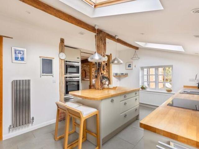 For Sale 4 Bedroom House Maidstone Kent DLS98718026