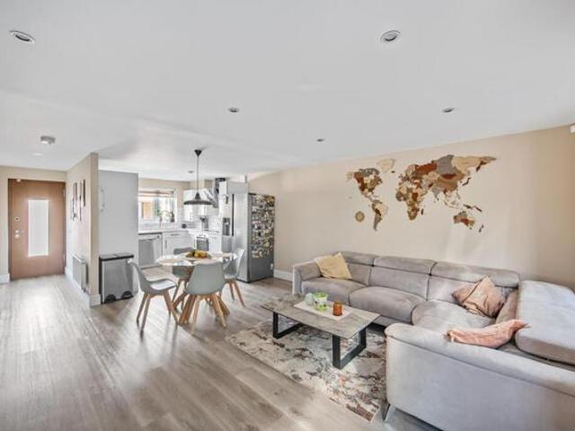 For Sale 4 Bedroom House Maidstone Kent DS100578902