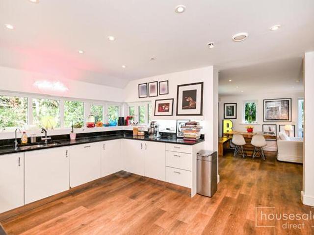 For Sale 4 Bedroom House Maidstone Kent DS101678316