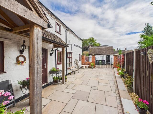 For Sale 4 Bedroom House Market Drayton Shropshire DLS99688323