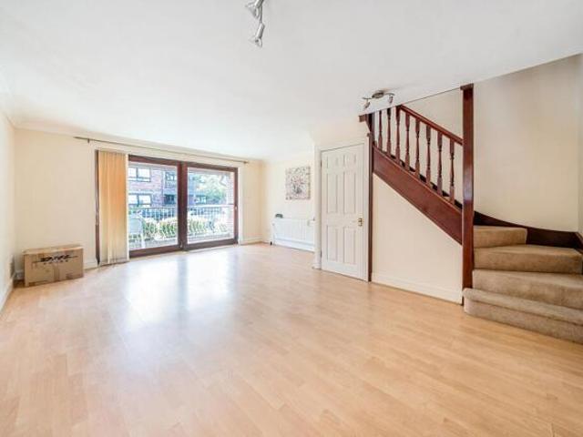 For Sale 4 Bedroom House Marlow Buckinghamshire DLS101677168