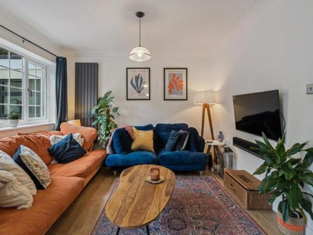 For Sale 4 Bedroom House Marlow Buckinghamshire DLS101996043