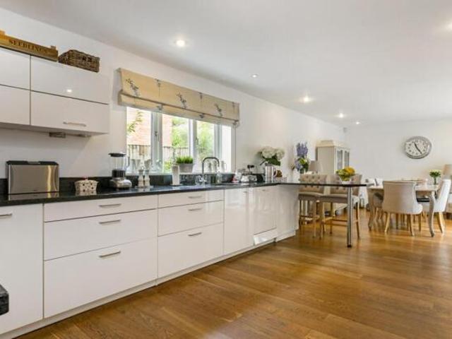 For Sale 4 Bedroom House Marlow Buckinghamshire DS101025495