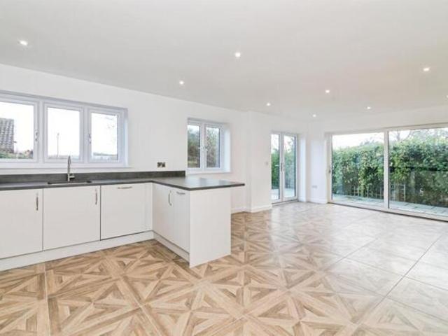 For Sale 4 Bedroom House Metfield Metfield DLS100398261