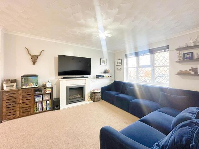 For Sale 4 Bedroom House Melksham Wiltshire DS101777614