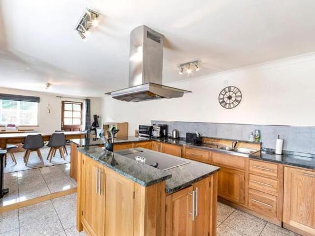 For Sale 4 Bedroom House Nottinghamshire Nottinghamshire DLS98577943