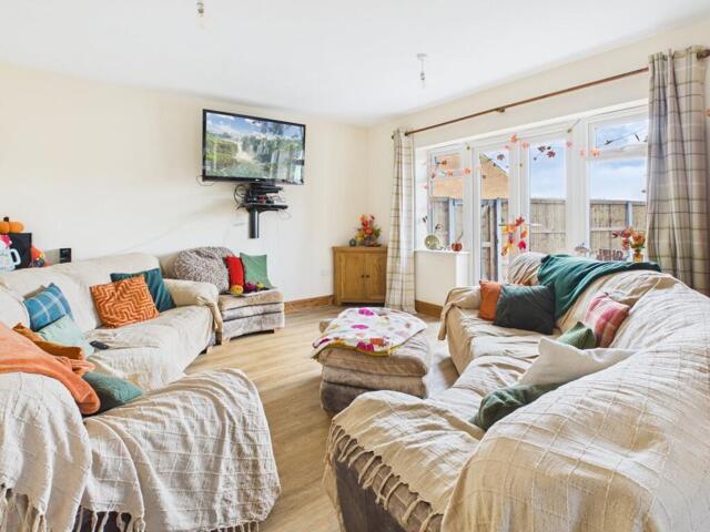 For Sale 4 Bedroom House Norfolk Norfolk DLS100426076