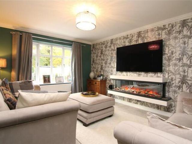 For Sale 4 Bedroom House North Yorkshire Bradford DLS100786889