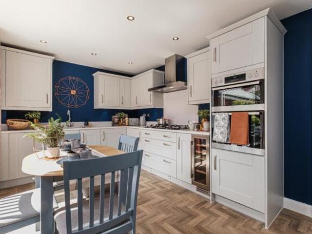 For Sale 4 Bedroom House Northampton Northamptonshire DS98834360