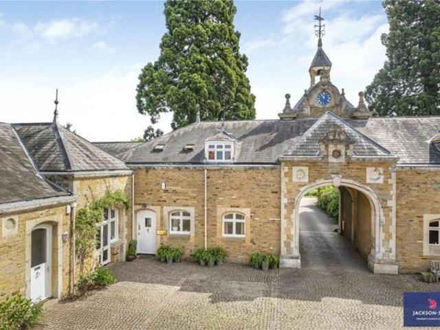 For Sale 4 Bedroom House Northampton Northamptonshire DS98930253