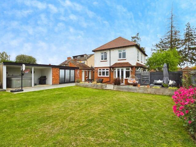 For Sale 4 Bedroom House Northampton Northamptonshire DS98969049