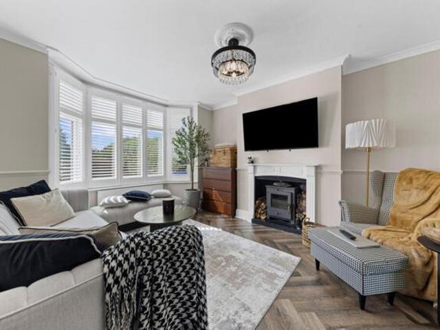 For Sale 4 Bedroom House Northampton Northamptonshire DS99895138