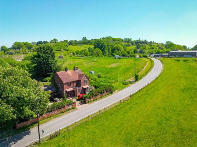 For Sale 4 Bedroom House Napton Napton DLS100649354