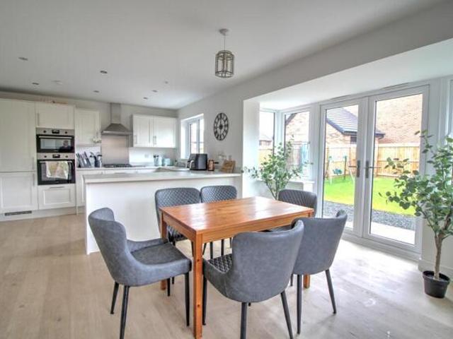 For Sale 4 Bedroom House Newcastle Newcastle Upon Tyne DLS98718089