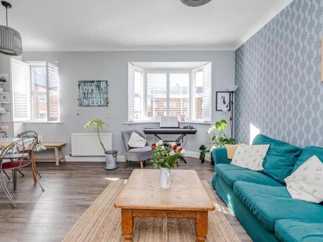 For Sale 4 Bedroom House Newcastle Tyne Y Wear DS100426455