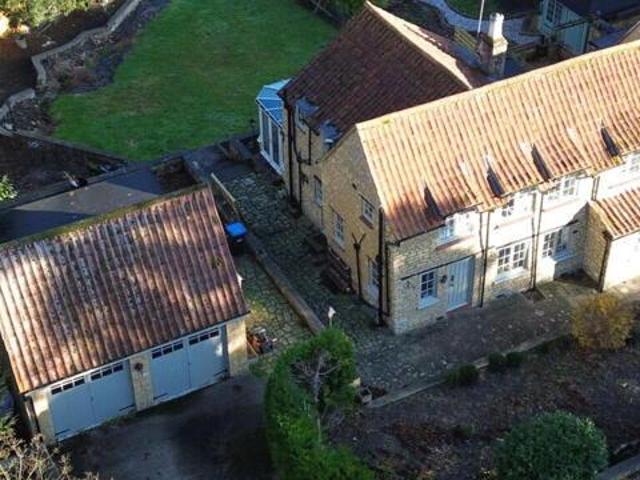 For Sale 4 Bedroom House Newport Pagnell Milton Keynes DS100426563