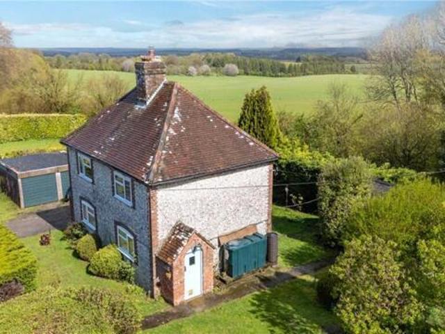 For Sale 4 Bedroom House Southampton Hampshire DLS101677360