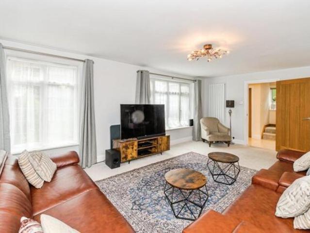 For Sale 4 Bedroom House Southampton Southampton DLS101316286