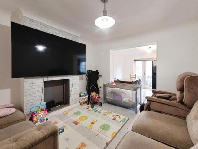 For Sale 4 Bedroom House Southampton Southampton DLS99237253
