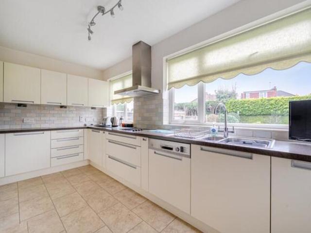 For Sale 4 Bedroom House Solihull Solihull DS101025557