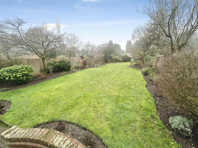 For Sale 4 Bedroom House Solihull West Midlands DLS101025383