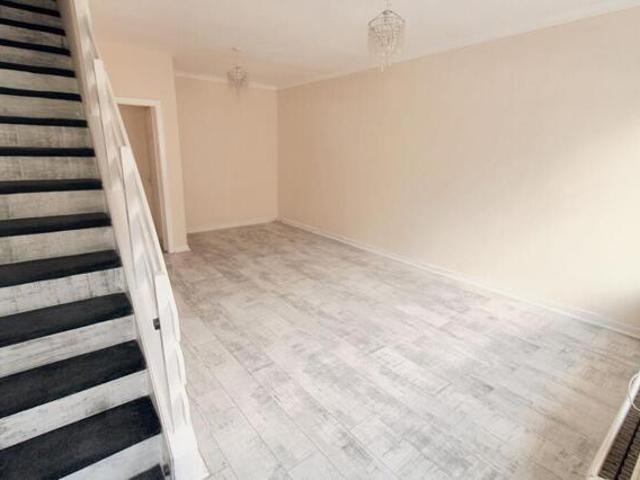 For Sale 4 Bedroom House Saddleworth Tameside DS98119174