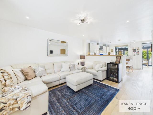 For Sale 4 Bedroom House Saint Austell Cornwall DLS101743218