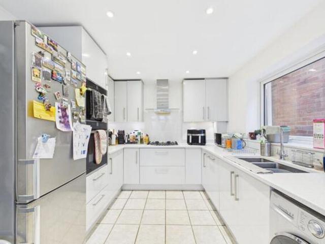 For Sale 4 Bedroom House Sandhurst Bracknell Forest DS101675787