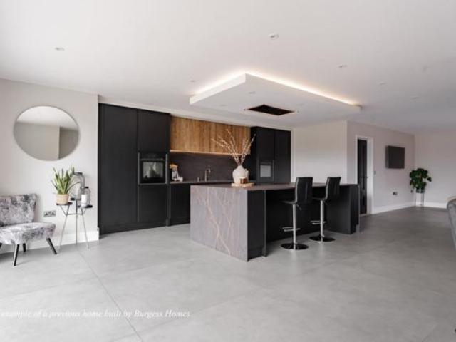 For Sale 4 Bedroom House Sarsons Meadow Sarsons Meadow DLS99437130