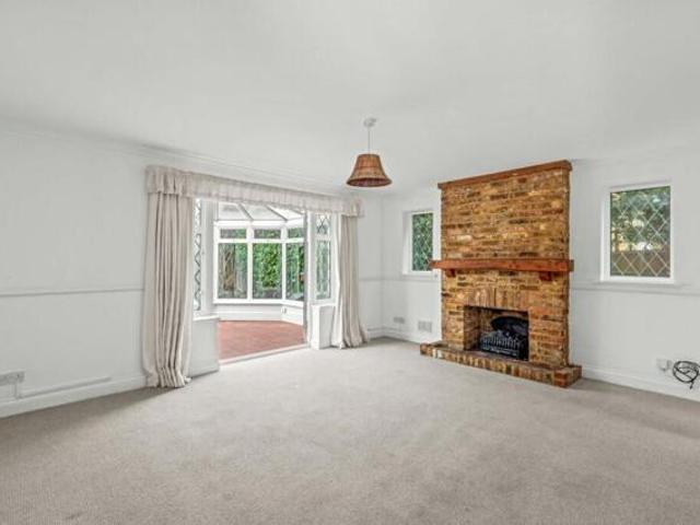 For Sale 4 Bedroom House Seer Green Buckinghamshire DLS99808499