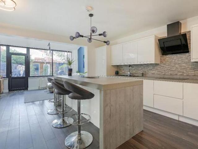 For Sale 4 Bedroom House Sheffield Sheffield DS101231897