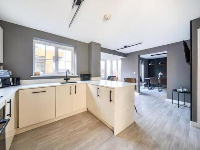 For Sale 4 Bedroom House Shepton Mallet Somerset DS101677026