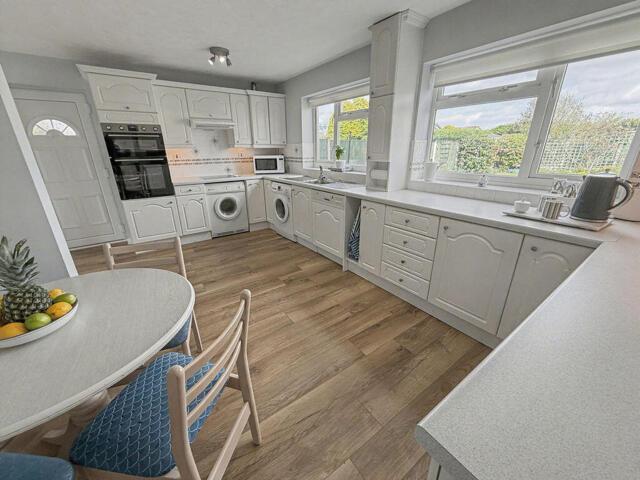 For Sale 4 Bedroom House Shrewsbury Shropshire DS101797056