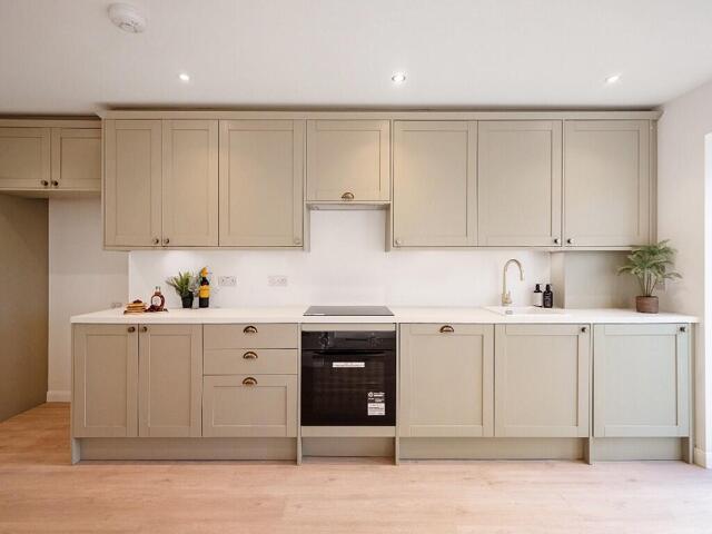 For Sale 4 Bedroom House St. Albans Hertfordshire DLS99029513