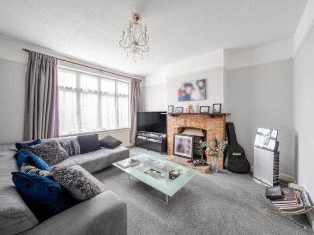 For Sale 4 Bedroom House St. Albans Hertfordshire DS100097104