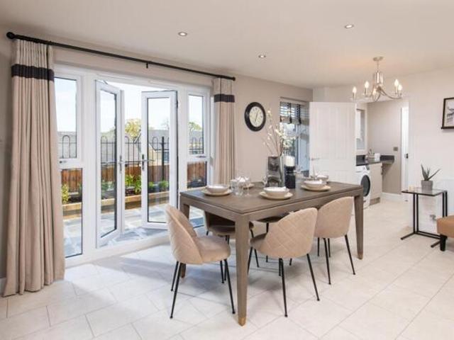 For Sale 4 Bedroom House Stafford Staffordshire DLS99437297