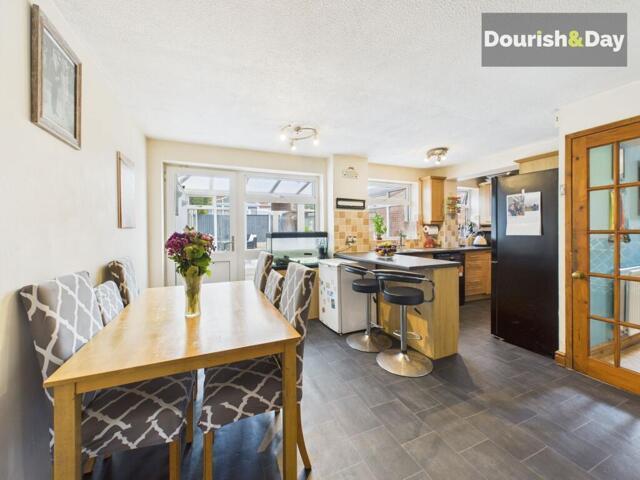 For Sale 4 Bedroom House Stafford Staffordshire DLS99840541