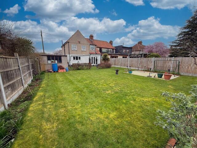 For Sale 4 Bedroom House Stanford Thurrock DLS101231849