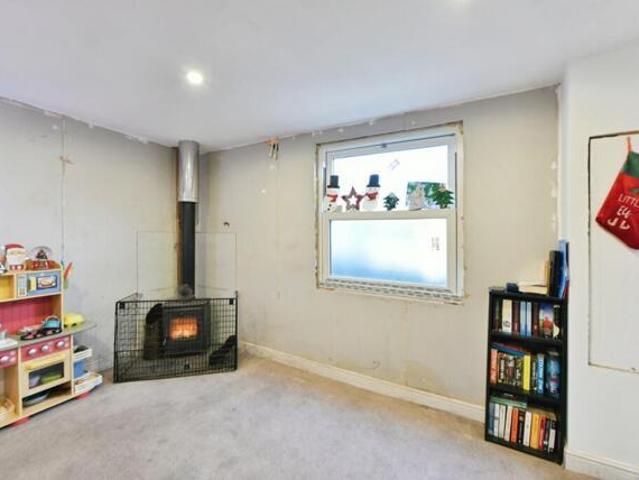 For Sale 4 Bedroom House Stockport Stockport DLS100132732