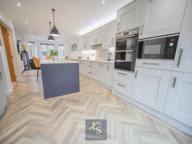 For Sale 4 Bedroom House Stockport Stockport DLS101996204