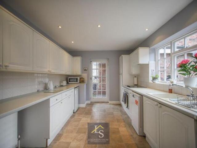 For Sale 4 Bedroom House Stockport Stockport DS99092343
