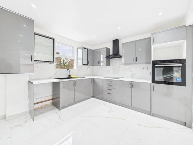 For Sale 4 Bedroom House Stroud Gloucestershire DLS99523600