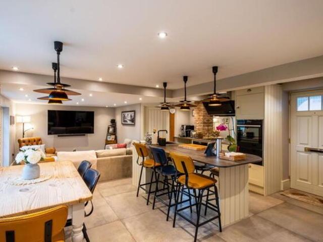 For Sale 4 Bedroom House Sutton Coldfield Birmingham DLS100023758