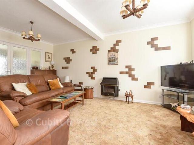 For Sale 4 Bedroom House Surrey Great London DLS101678368