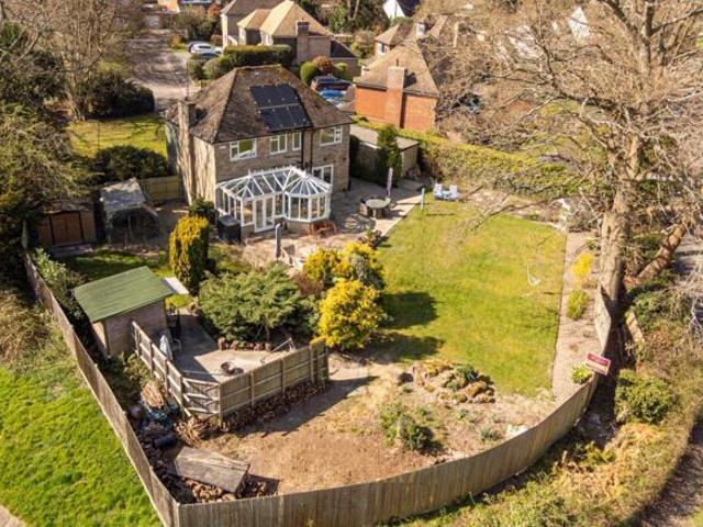 For Sale 4 Bedroom House Surrey Surrey DLS89519399